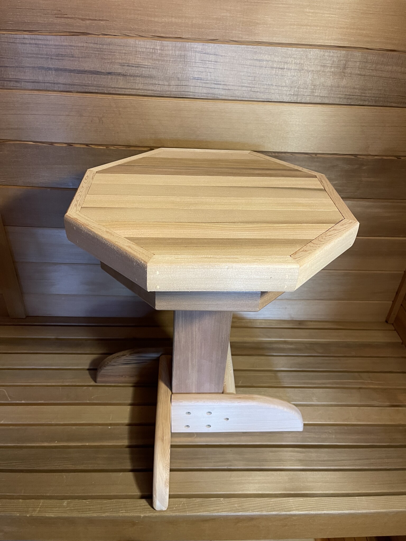 Freestanding Cedar Benches | Cedarbrook Sauna + Steam